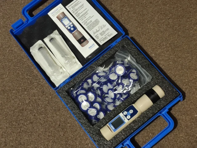 NALCO TRASAR 2 Stift Fluorometer Analysator brandneu mit Zertifikat und ...