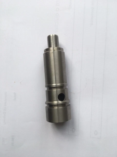 ISUZU TROOPER 3.0 4JX1 FUEL INJECTOR SLEEVE Excellent Condition £29.95 ...