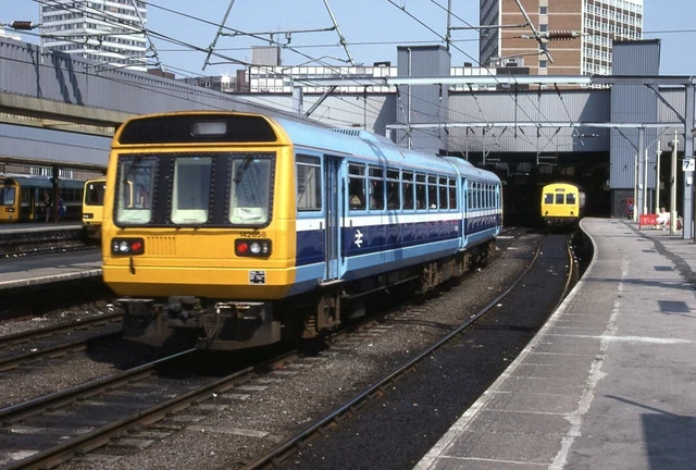 BRITISH RAIL 142058 Class 142 Pacer DMU Railway Photo £1.05 - PicClick UK