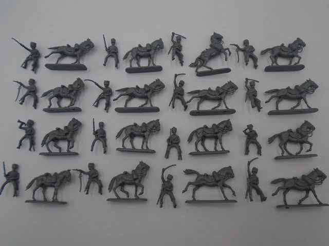 REVELL (02576) FRENCH Mounted Guard Chasseurs, Napoleonic Wars (1/72 ...