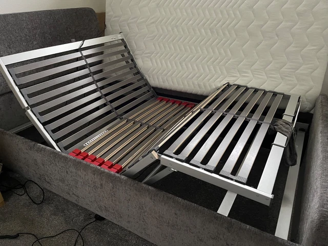 PERFECT CONDITION - OAK TREE MOBILITY Elec Adj Bed Chenille HDBoard/MF ...