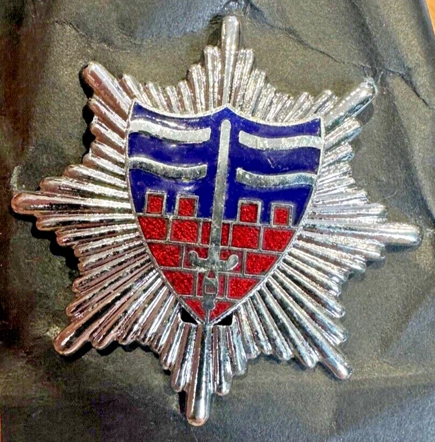 FIRE SERVICE CAP BADGE OBSOLETE : Bath FIRE BRIGADE NO NAME £9.99 ...
