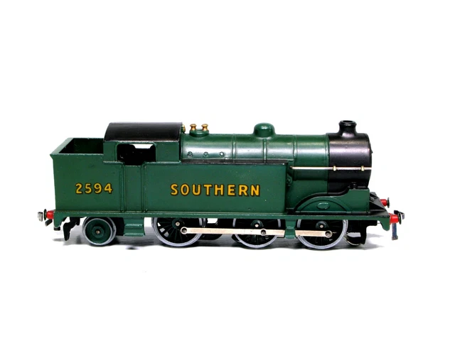 RARE HORNBY DUBLO 3 Rail Edl7 0-6-2 Tank Loco Sr Southern Green Near ...
