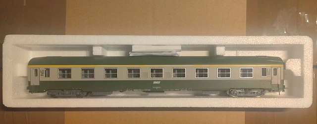 ROCO 45211 HO - Voiture UIC 1ere classe A9 de la SNCF Ep. IV EUR 40,00 ...