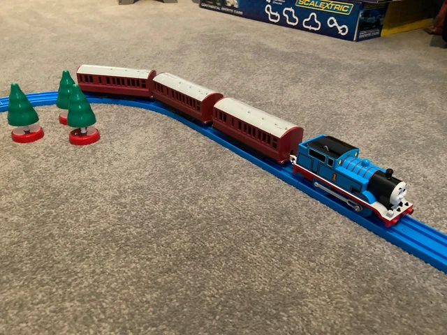 TOMY THOMAS & Friends Trackmaster x3 (Spencer's) Carriages & Thomas (TS ...