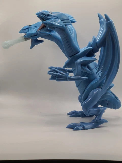 RARE YU-GI-OH! 2002 Mattel Blue Eyes Ultimate Dragon 7" Figure Sound ...