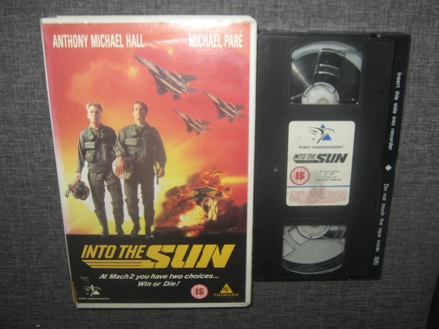 INTO THE SUN - First Independant Big Box Vhs Action - Michael Pare ...