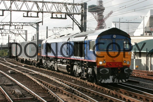 UK DIESEL TRAIN Railway Photograph Of Class 66 66414 Loco. Rm66-550 £1. ...