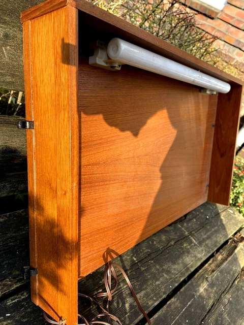 STRING REGAL 60ER Jahre Ablage goß mit Licht Vintage Esche Regalsystem ...