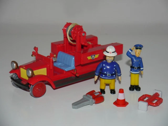 FIREMAN SAM TOYS BESSIE The Old Fashioned Fire Engine Officer Steele ...