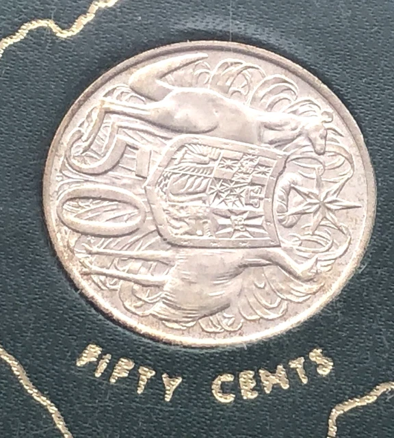 AUSTRALIA DECIMAL CURRENCY 1966 Coin Set (include Silver 50 Cent ) £27. ...