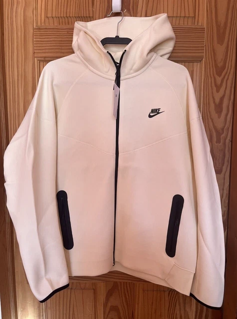 NIKE SPORTSWEAR TECH Fleece Windrunner Hoodie Coconut Milk Men's XL ...