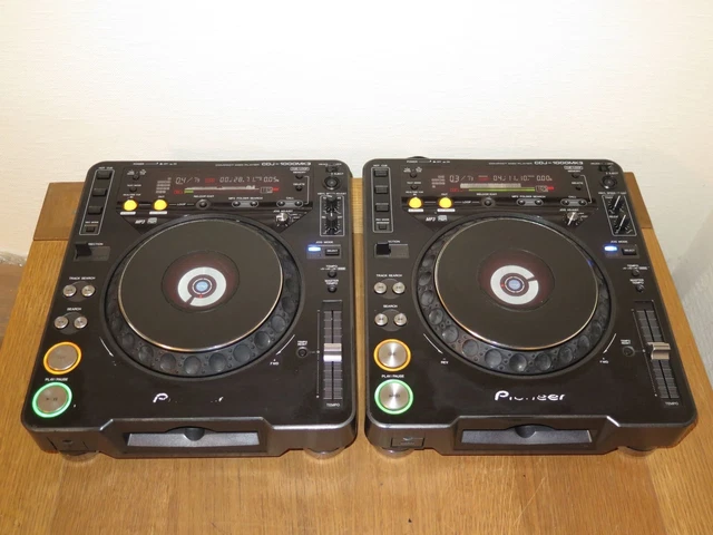 2 X PIONEER CDJ-1000MK3 DJ CD/MP3 decks - PAIR / BOTH WORK WELL £359.00 ...