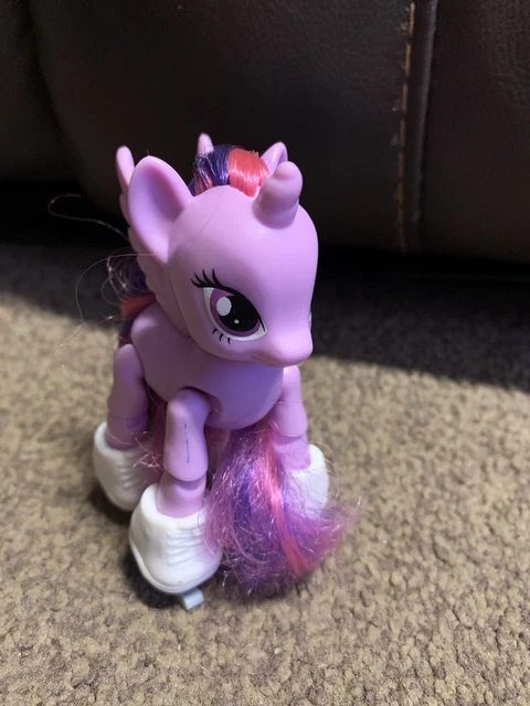 MY LITTLE PONY Princess Twilight Sparkle Ice Skating Toy - Approx. 4” £ ...