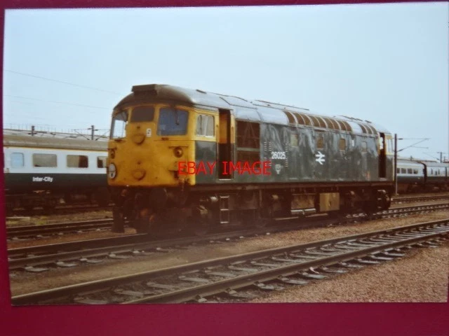 PHOTO BR Class 26 Diesel Loco No 26025 At Polmaide 1984 £1.85 - PicClick UK