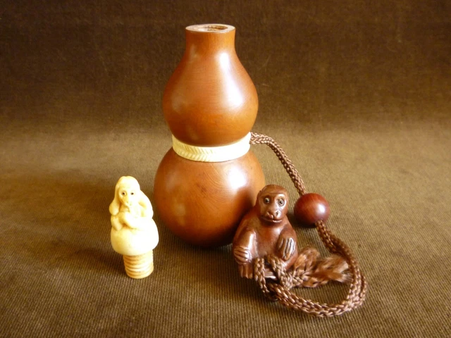 GOURDE JAPONAISE À Saké. Flask Hyotan en ivoirine. 1960 Artisanat du ...