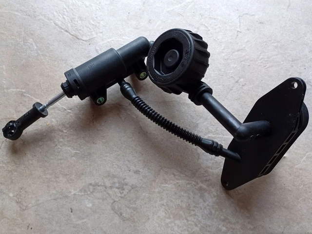 ALFA ROMEO 159 / Brera / Spider Clutch Master Cylinder (RHD) 55200754 £ ...