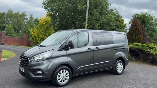 2019 (69) FORD Transit Custom Limited 2.0 Tdci 130Bhp Crew Van - New ...
