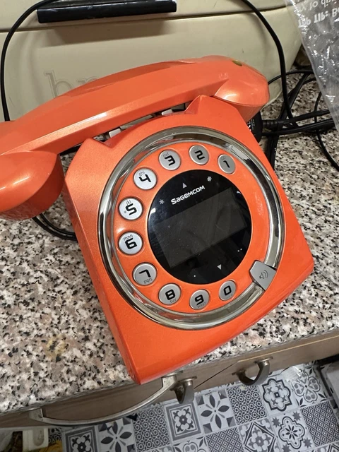 SAGEMCOM ‘SIXTY’ Retro Style Landline Phone in Orange With Cordless ...
