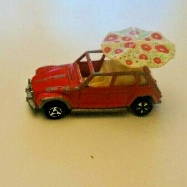 ANCIENNE MAJORETTE DIANE 2cv maharadja 237 rouge EUR 8,00 - PicClick FR