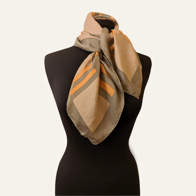 &BELLISSIMA SCIARPA VINTAGE Colore Ocra Pura Seta 25""x25" EUR 37,30 - PicClick IT