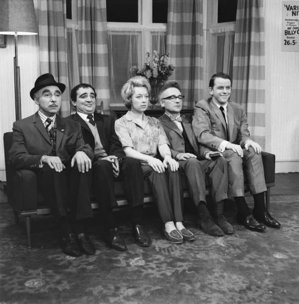 BRITISH ACTORS AND Comedians Harold Berens Billy Dainty 1967 OLD PHOTO ...
