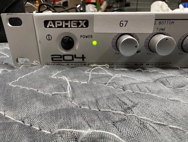 APHEX MODEL 204 Aural Exciter Optical Big Bottom Good Condition - Item ...