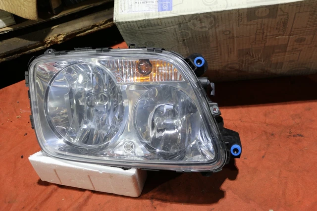 ORIGINAL MERCEDES W943 Actros truck - Hella headlights right 9438201761 ...