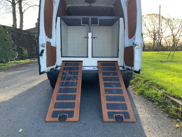 FORD TRANSIT CONNECT 110 T230 dog van animal transportation,dog walkers ...
