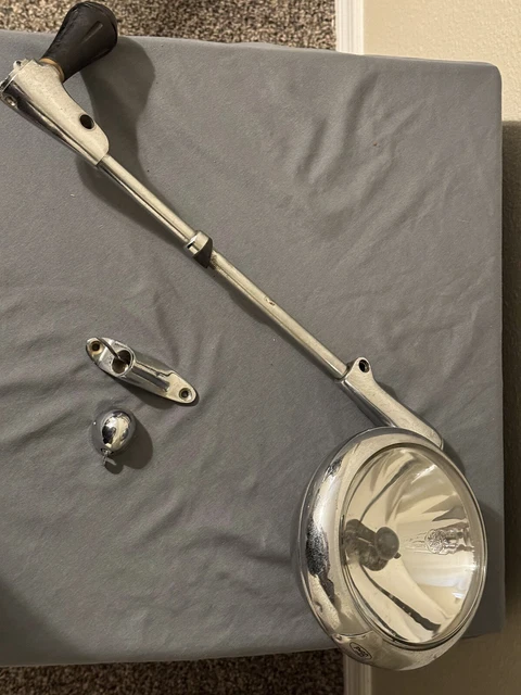 VINTAGE UNITY MFG. Model S6 Spotlight Ford Logo Chrome - Untested EUR ...