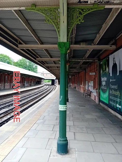 PHOTO GRANGE Hill Underground Station (Central Line). Pictured Is The ...