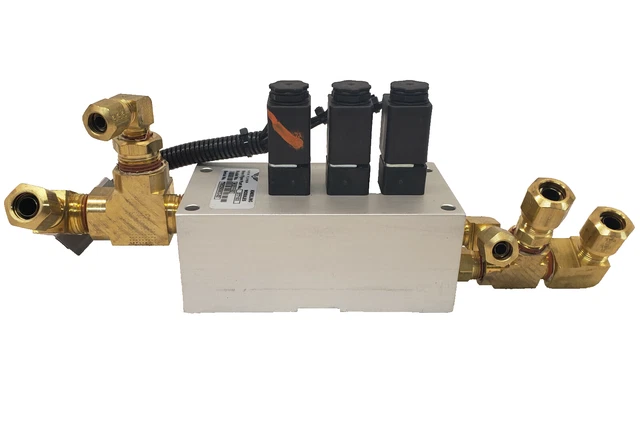 NEW FLYER OEM 377103 Bus/RV Front 3-S Kneeling Module Parker MCE11163 ...