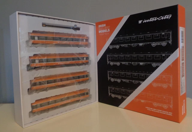 IRISH RAILWAY MODELS ( Accurascale ) IRM1249B CIE/IR Mk. 2B/C 4 Coach ...