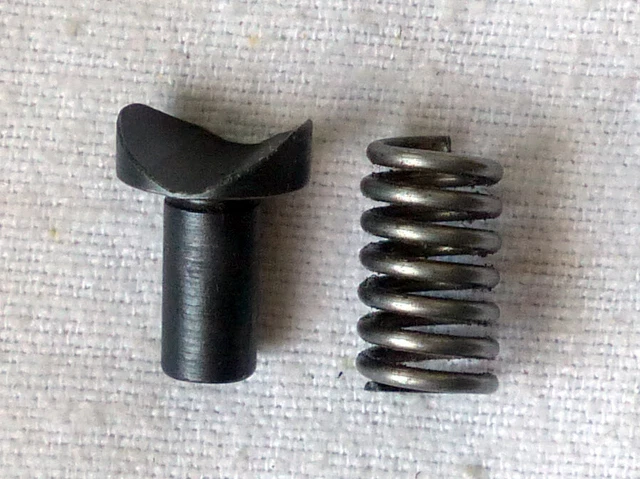 LEE ENFIELD SMLE Fore End Stud & Spring £6.00 - PicClick UK