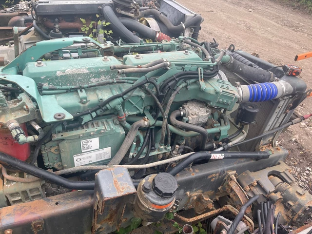 VOLVO TRUCK ENGINE D6B*204583*A Complete Engine In Chassis With ...