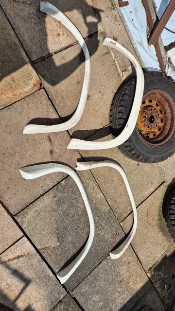 VW TRANSPORTER T3 T25 I think! Wheel Arch Trims Bodykit 4 pcs front ...