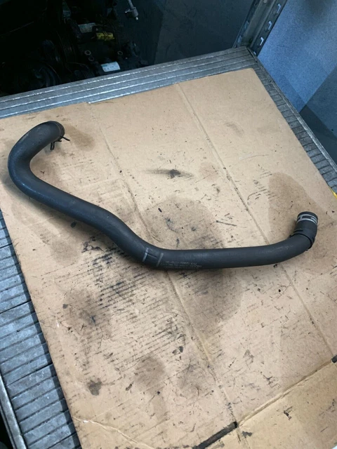 MERCEDES-BENZ W204 C-CLASS OM651 Engine Coolant Hose A2048305996 £20.00 ...