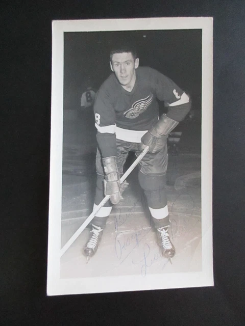 VINTAGE NHL DETROIT Red Wings LEO LABINE Signed Post Card Photo 4"x 6 ...