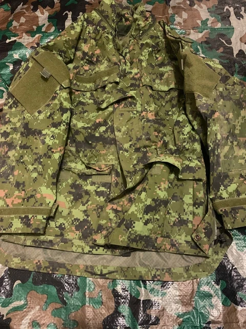 SALE* CANADIAN ARMY CADPAT TW Goretex Rain Jacket Top $100.00 - PicClick CA
