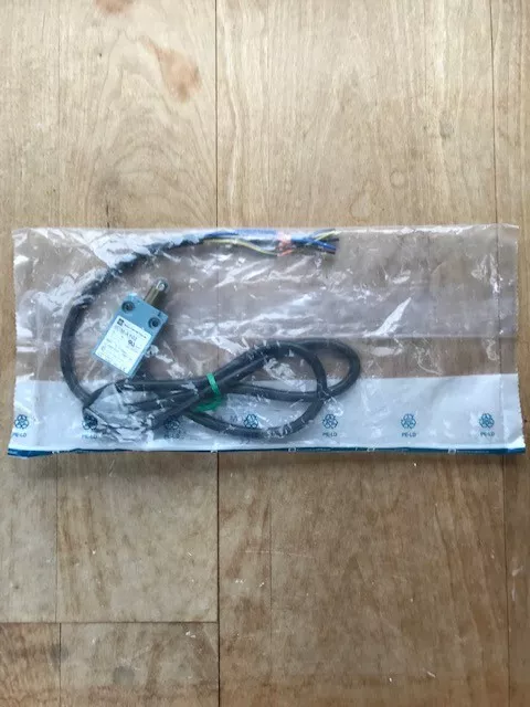 TELEMECANIQUE ENDSCHALTER XCM-A102 EUR 195,00 - PicClick DE