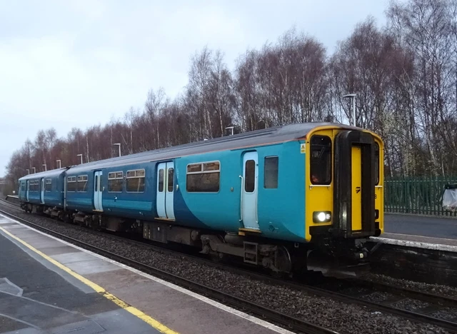 RAILWAY PHOTO CLASS 150 DMU 12x8 (A4) Whitchurch Railway Station c2019 ...