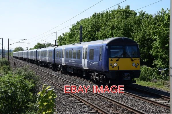 PHOTO CLASS 360/0 Desiro Emu No 360 110 At Mill Hill Broadway O Of East ...