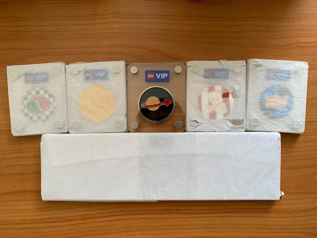 LEGO VIP COLLECTIBLE Coins & Display Case Complete Set Space Pirate ...