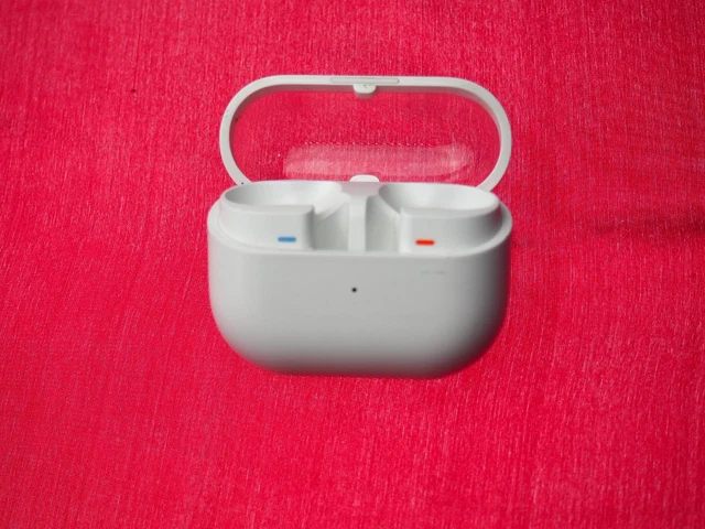 SAMSUNG GALAXY BUDS3 Pro is SM-R630 Bluetooth Earbud Case Only ...