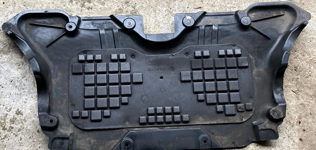 MERCEDES BENZ C/E Classe W205 W213 Undertray A2055240400 A2135200800 ...