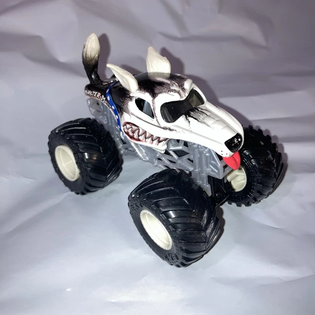 MONSTER JAM MONSTER Mutt Husky Monster Truck 1/64 EUR 38,66 - PicClick IT