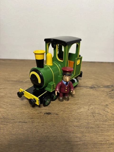 POSTMAN PAT TRAIN Greendale Rocket Train And Ajay Figure G.R 2008 ...