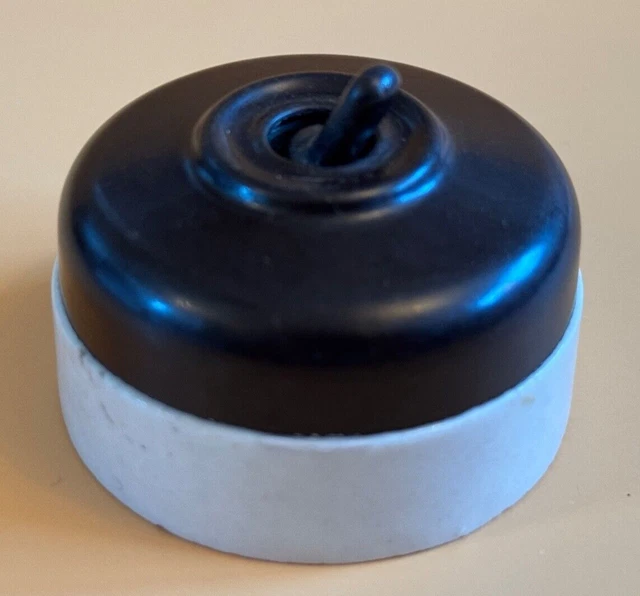 RECLAIMED G.E.C VITREOUS ROUND BAKELITE & CERAMIC WALL LIGHT SWITCH ...