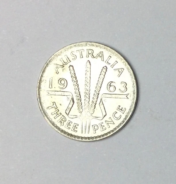 1963 QE11 AUSTRALIAN Threepence. 50% SILVER A VERY NICE COIN.M. $4.50 ...