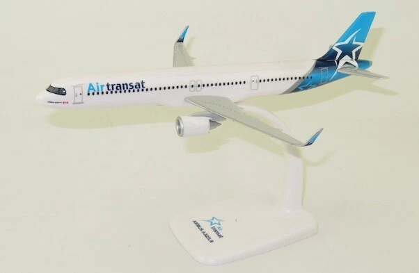 AIR TRANSAT AIRBUS A321neo LR Aircraft Model 1:200 Scale Collectible £ ...